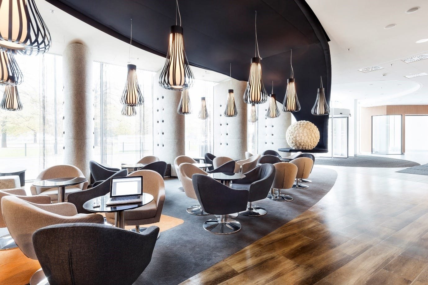 5 reasons to translate your hotel website